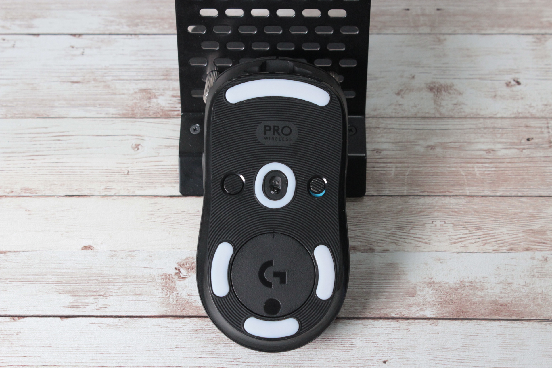 1年間使ったマウスのソールを交換してどれほど変わるか検証！【GPRO ソール交換】 – NAGALOG